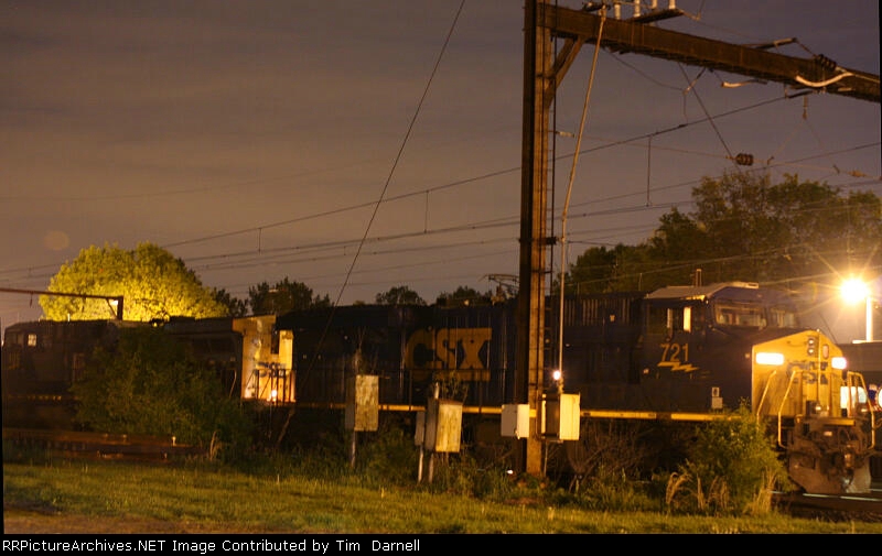 CSX X-088 engine move.